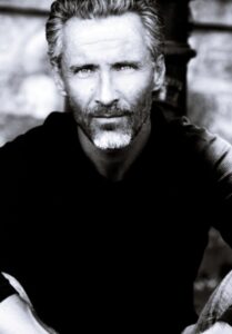 40 Modest Grey Beard Styles For Men – Macho Vibes