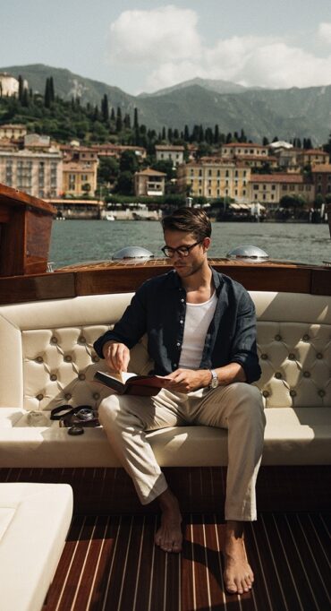 45 Easy Yet Sexy Travel Outfits For Men – Macho Vibes