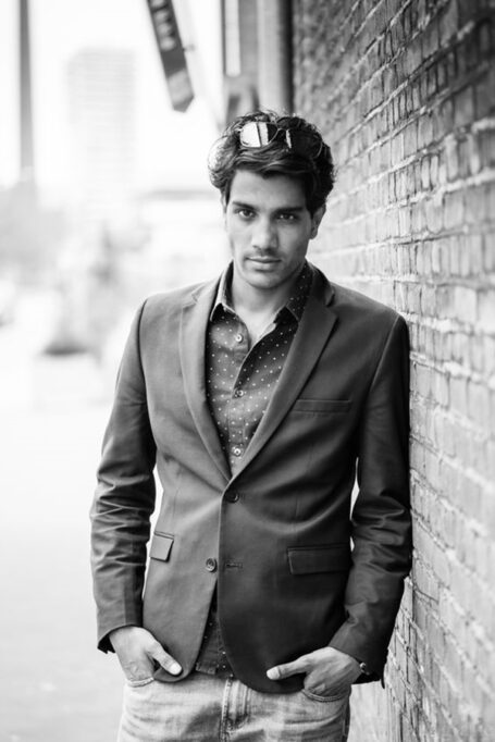 40 Best Portrait Photography Poses For Men – Macho Vibes