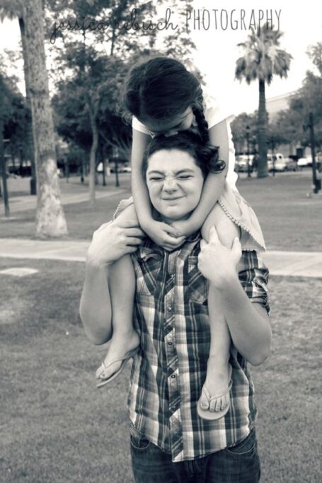 40 Best Brother Sister Photography Poses in 2024 - Create Memories