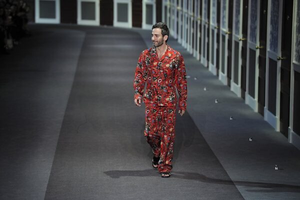 7 Ways Men Can Wear Pajamas Outside the House Without Compromising on ...