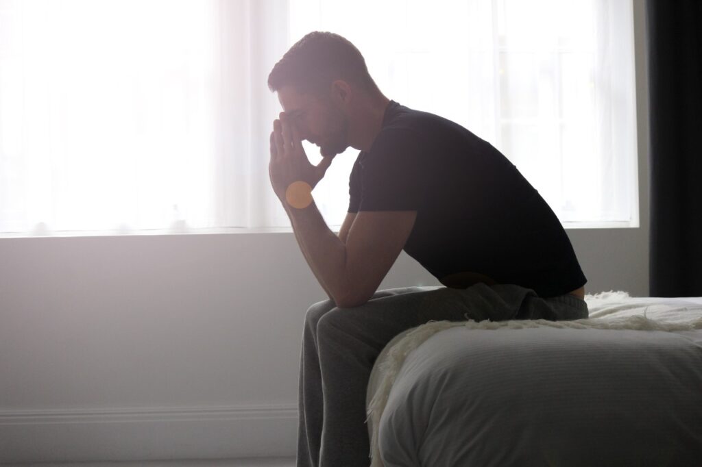 Male Depression ─ Signs And Treatment Options – Macho Vibes